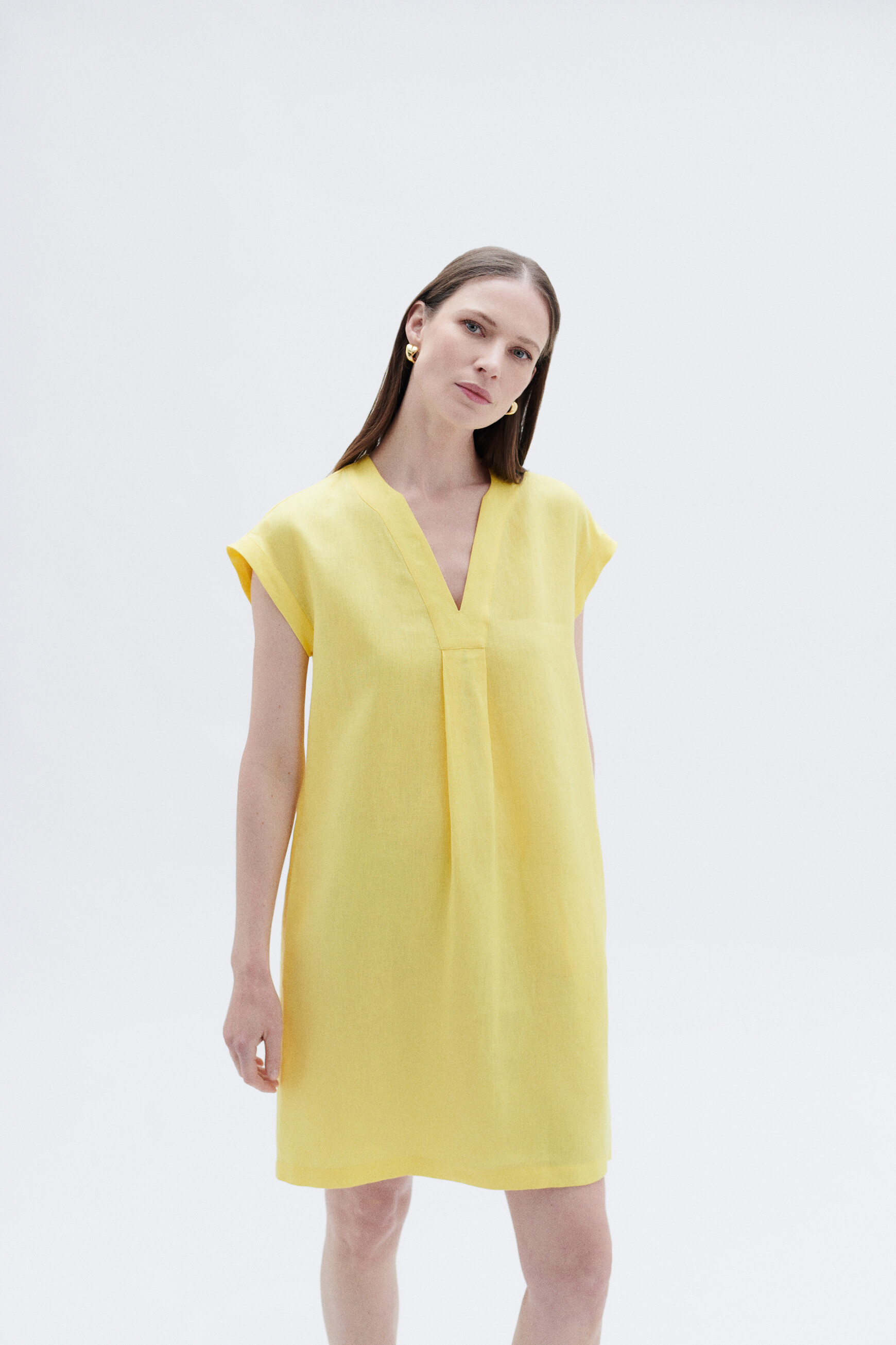Mirabelle 100% linen dress yellow woman