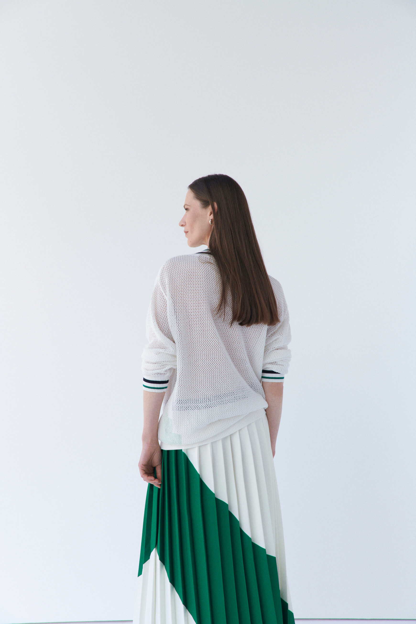 Mraphael jumper white woman