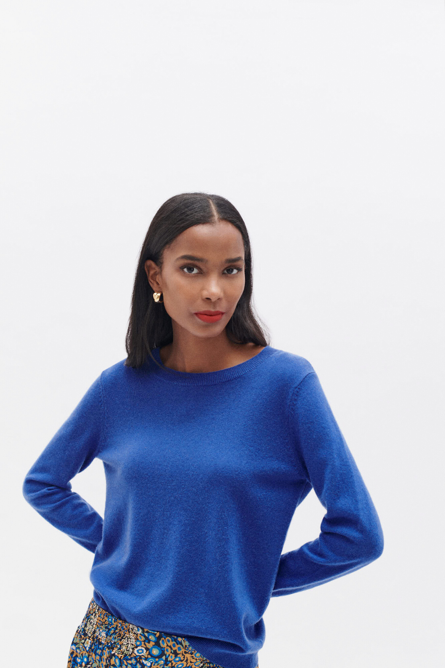 Magda sweater electric blue woman